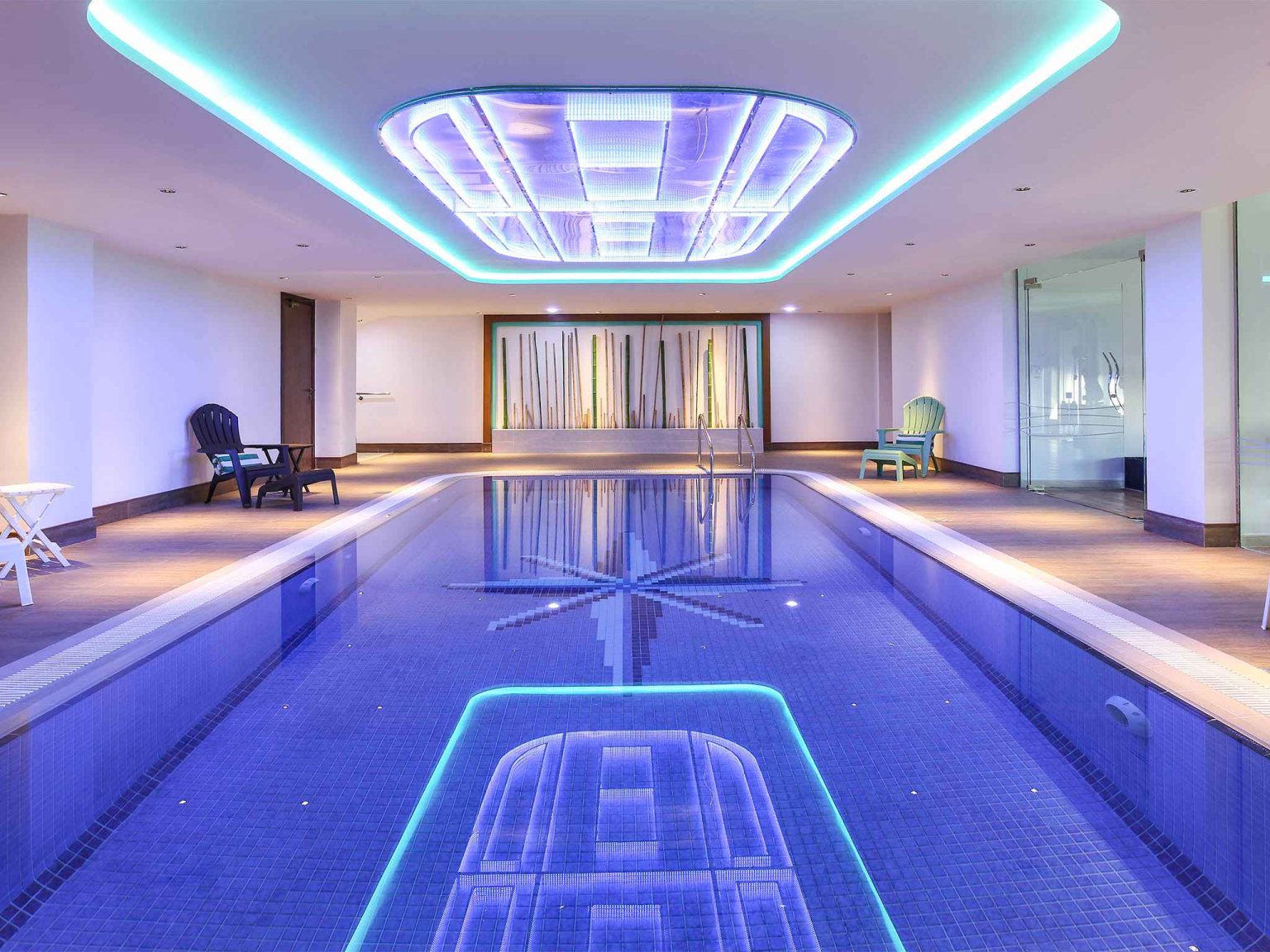 Your Guide to Surf Club in Dubai - Dubai Things